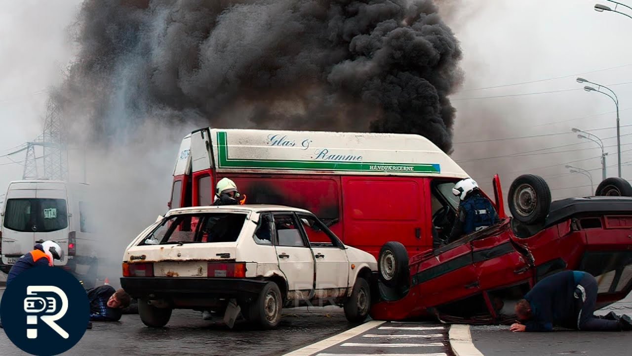 Car crash compilation #66 | 180 Unbelievable Driving Disasters | idiots ...