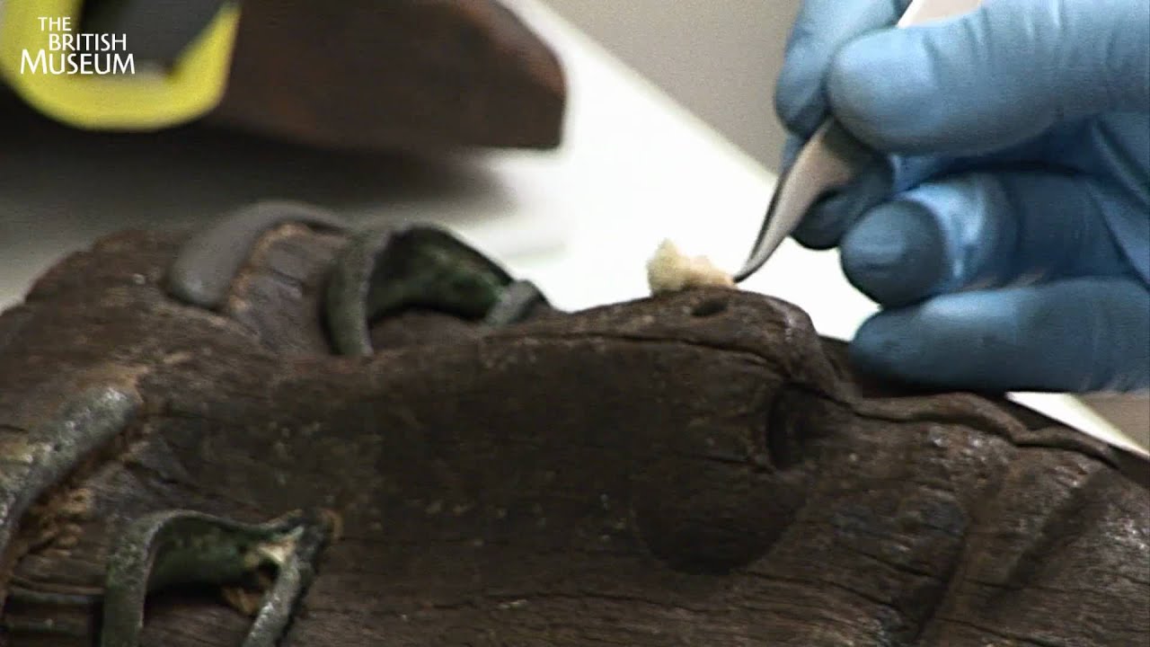 Book of the Dead: Ancient Egyptian coffin mask conserved for the ...