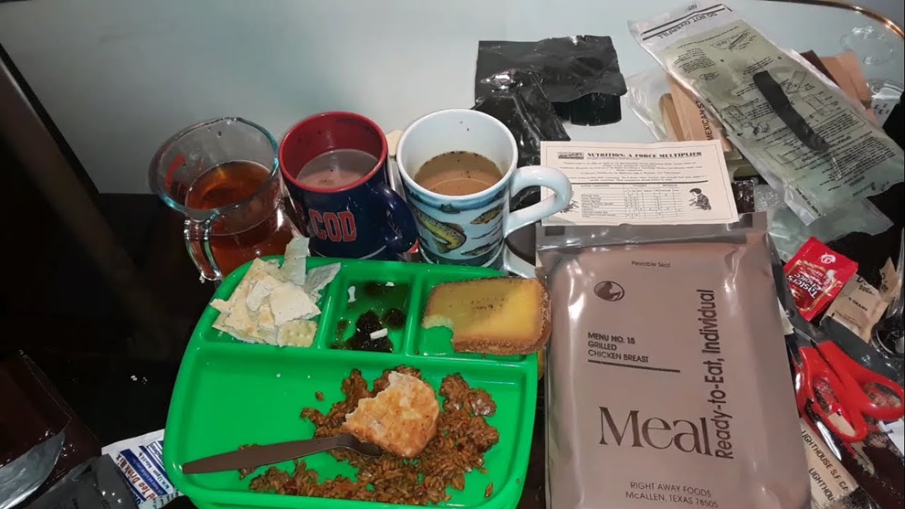 Eating 23 year old MRE Chili and Macaroni - YouTube