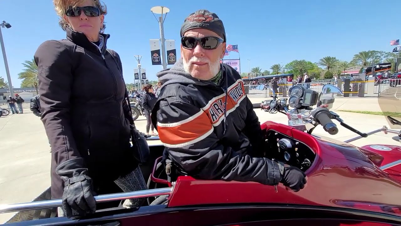 CONQUEST BMW R1200 TRIKE WITH WHEELCHAIR ACCESS - YouTube