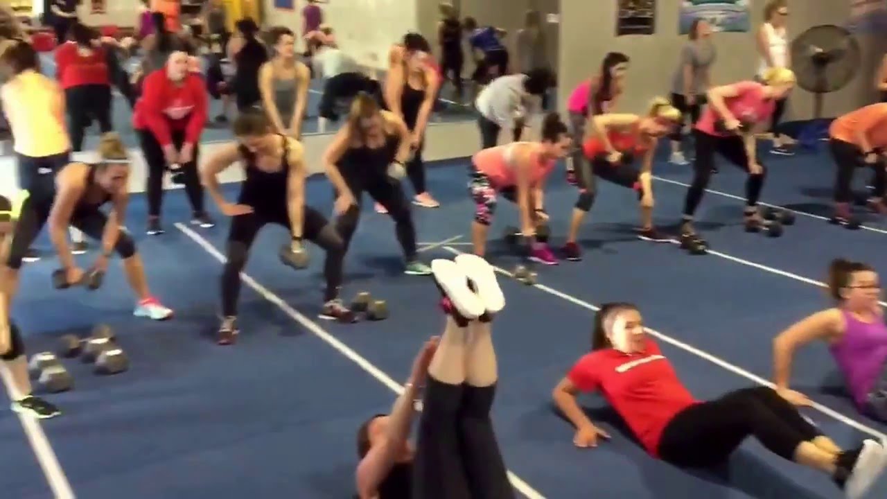 Group circuit training HIIT - YouTube