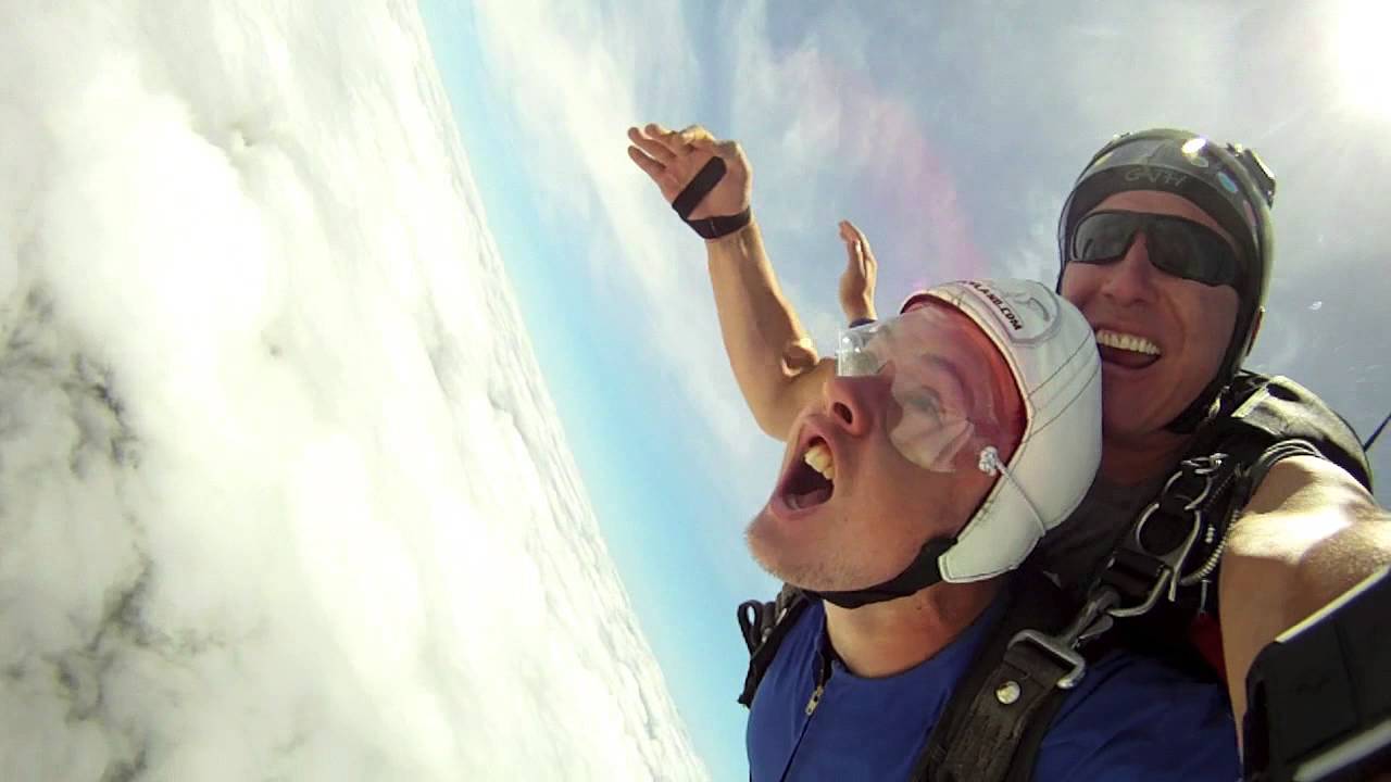 Jordan's 21st Birthday Skydiving - YouTube
