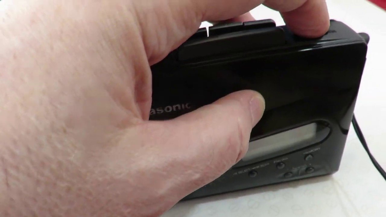 PANASONIC Auto Reverse Radio Cassette Player RQ-V180 Testing - YouTube