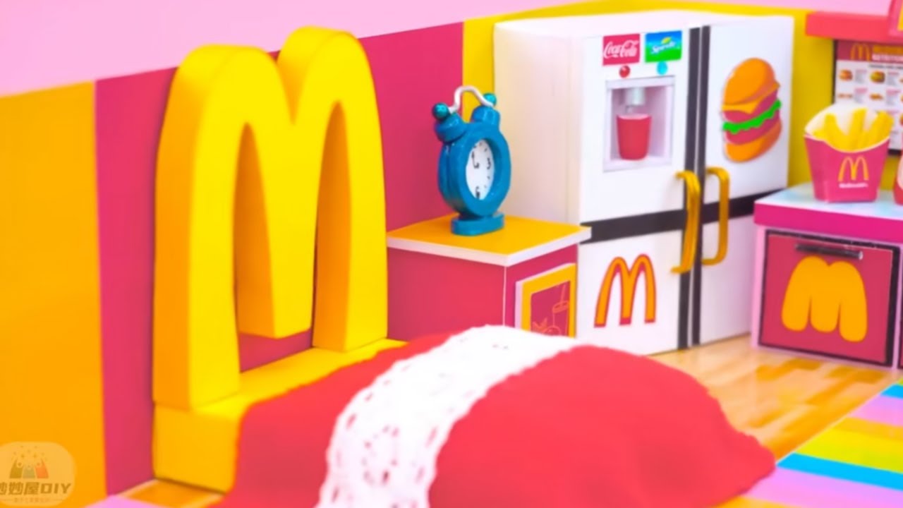 Make your own miniature Mcdonal store from cardboard and clay | Mini ...