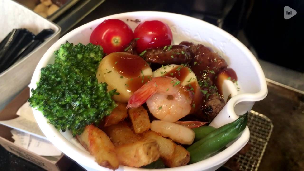 Road Steak in Kyungridan-gil - YouTube