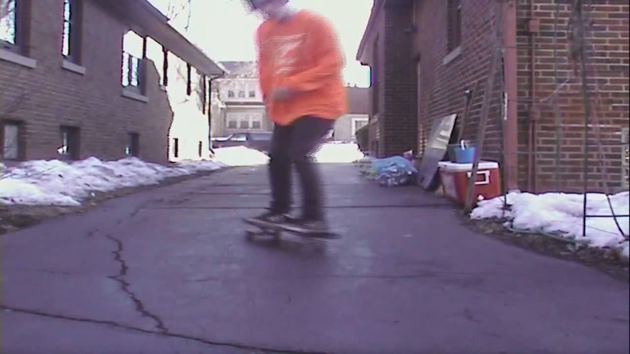 skateboarding in my driveway (3) - YouTube