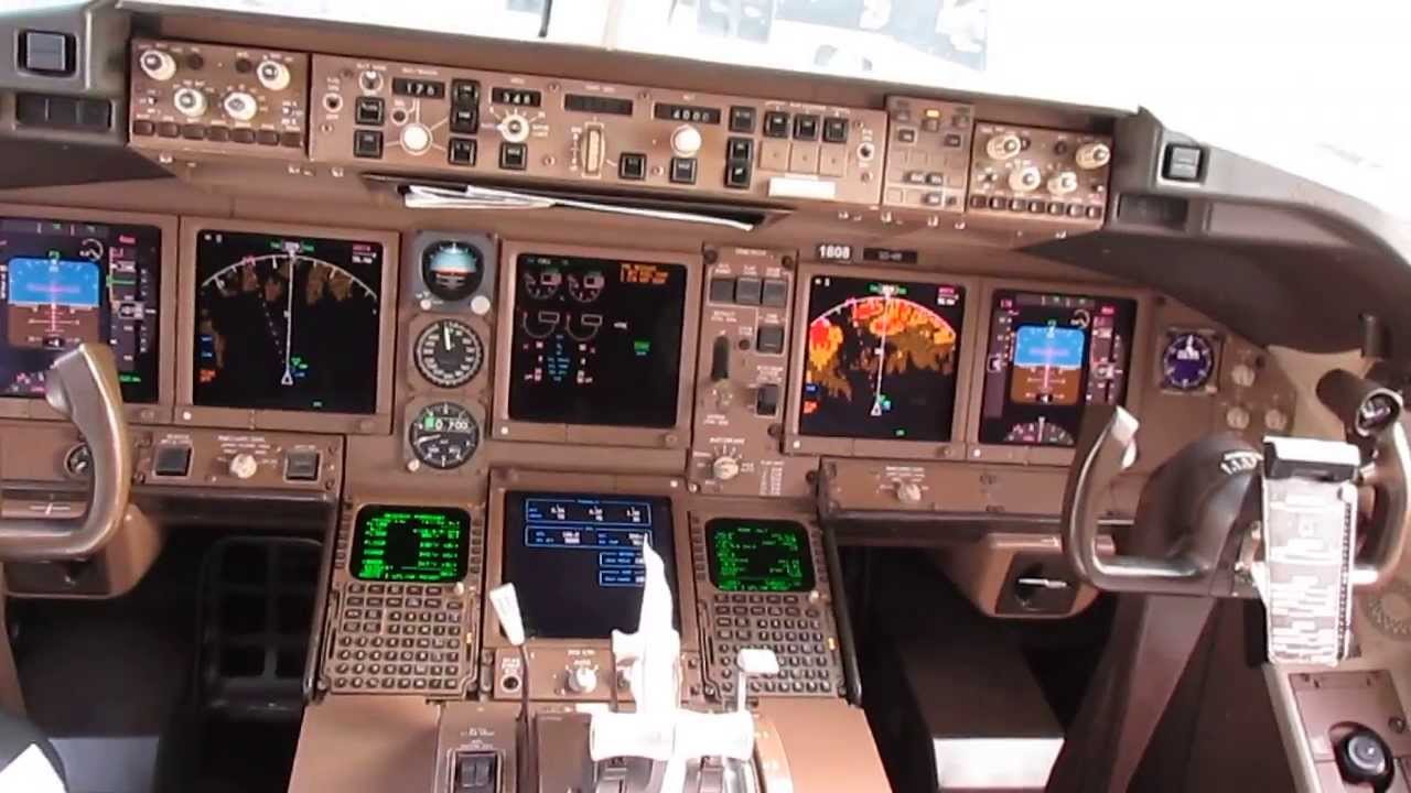 Boeing 767-432ER |N832MH| Cockpit! - YouTube