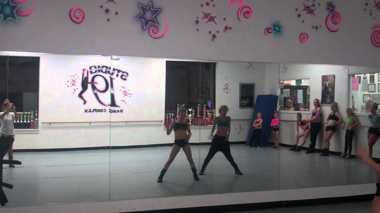 studio 19 dance complex - pound the alarm combo - YouTube