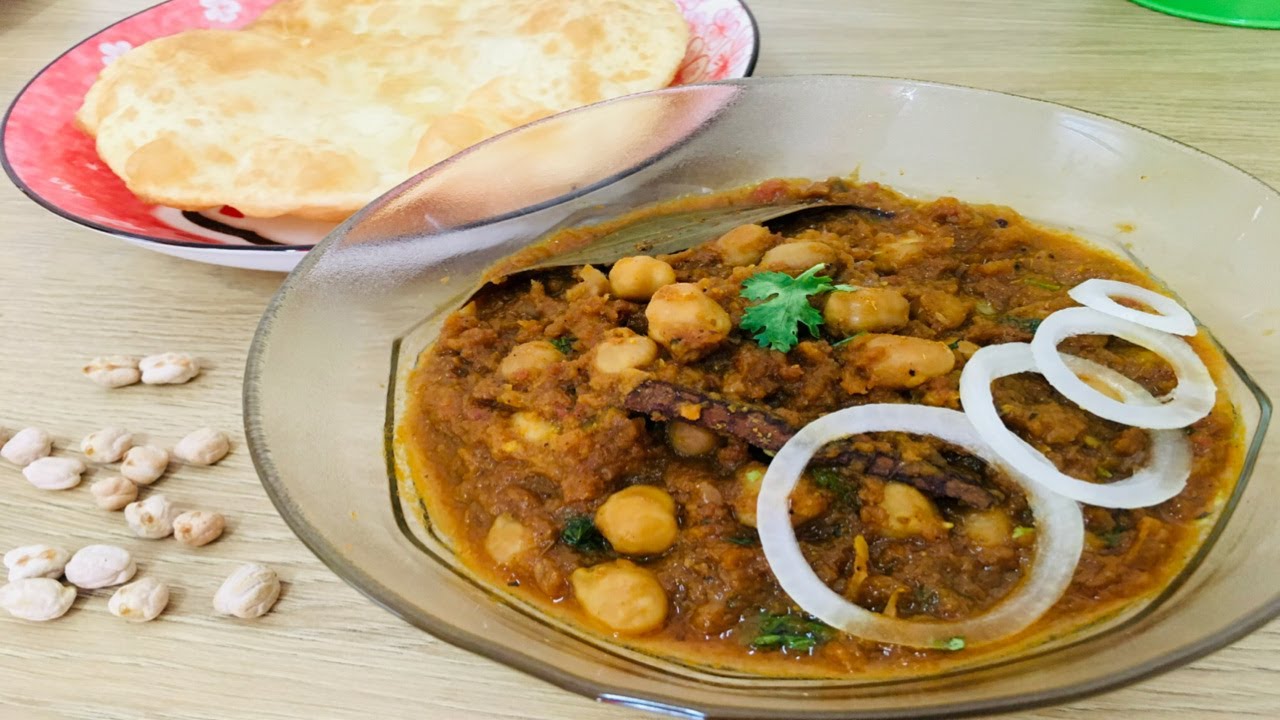 Chole Bhature Recipe | Best Chickpea Curry For Puri or Chapati - YouTube