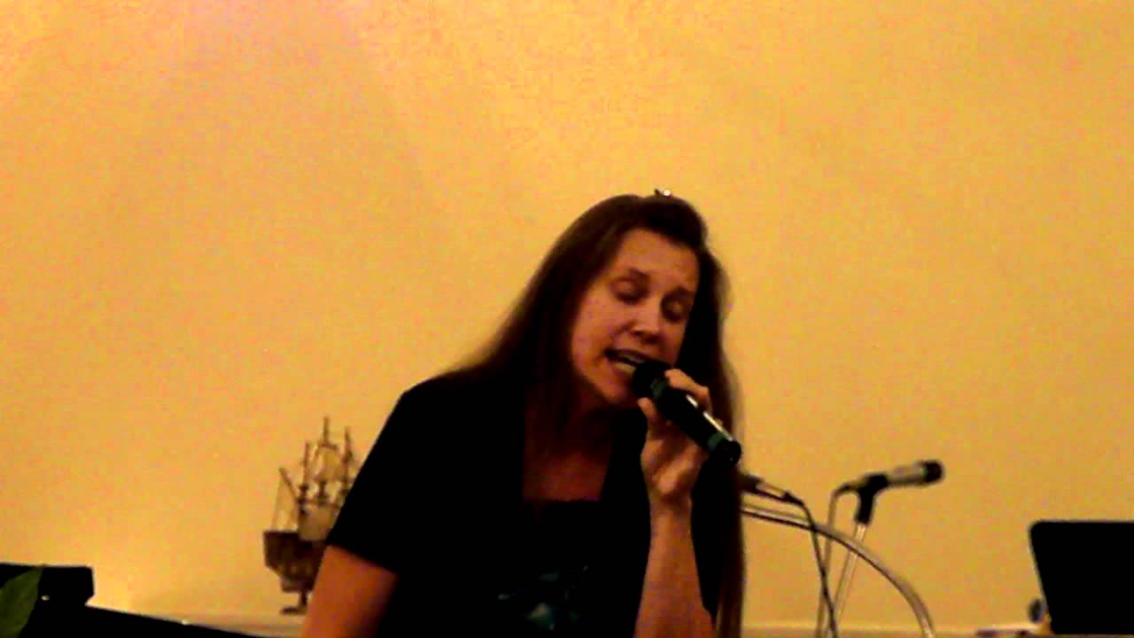 Lisa Herald "Steppin Out By Faith" Live - YouTube