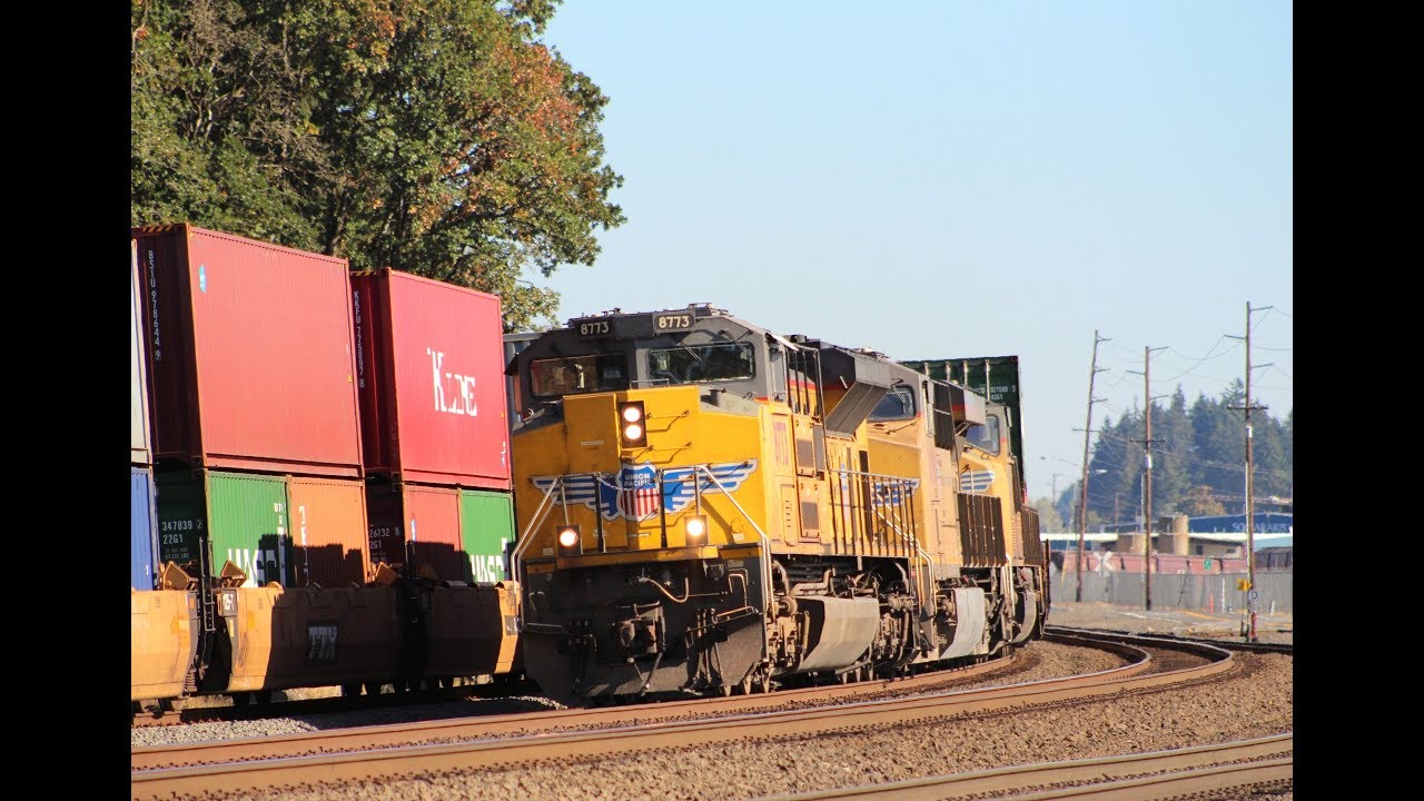 Railfanning the Triple Mainline on the Seattle Subdivision - YouTube