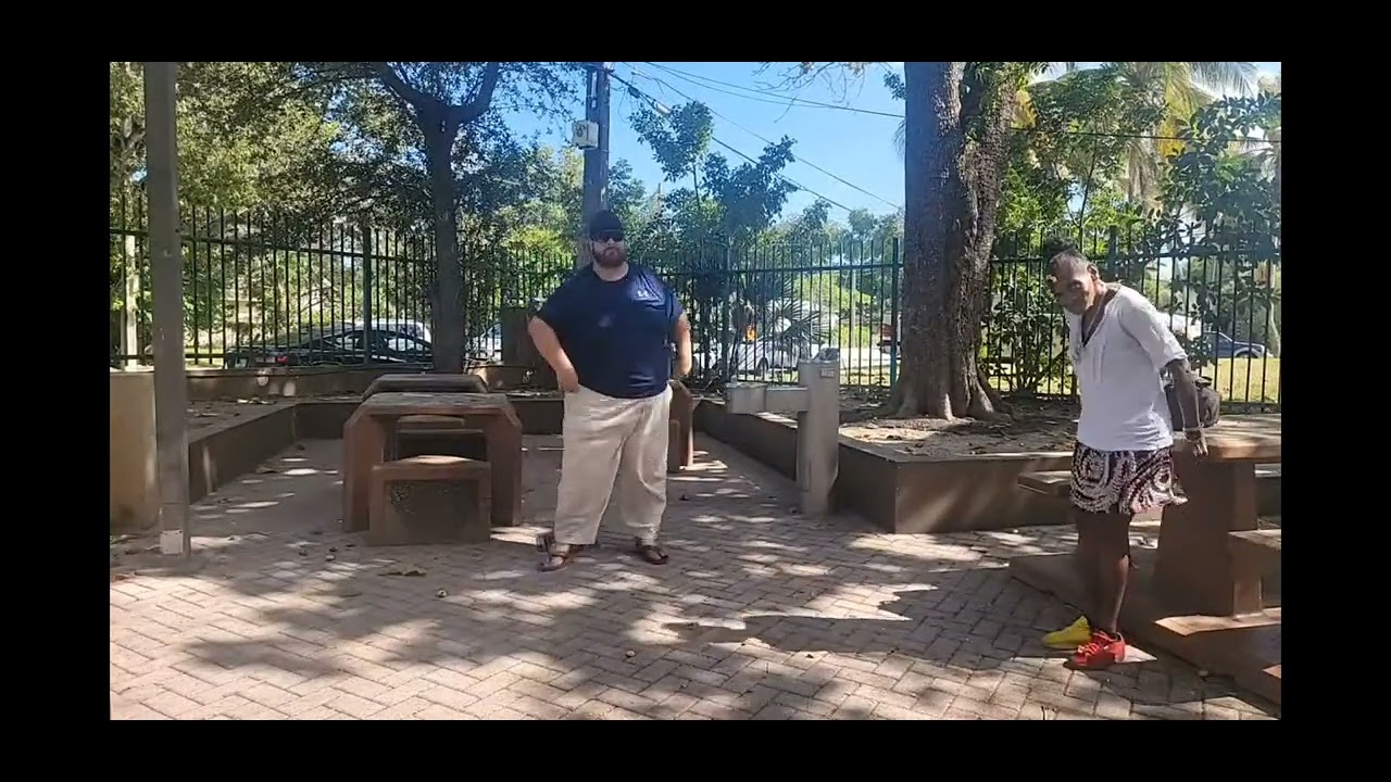 Salmon Andy Dance Moves 😁 - YouTube