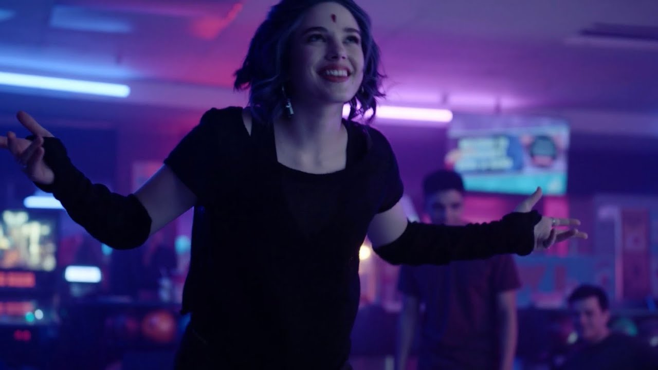 rachel roth(raven) s4 Ep 1 high1080p scenes - YouTube