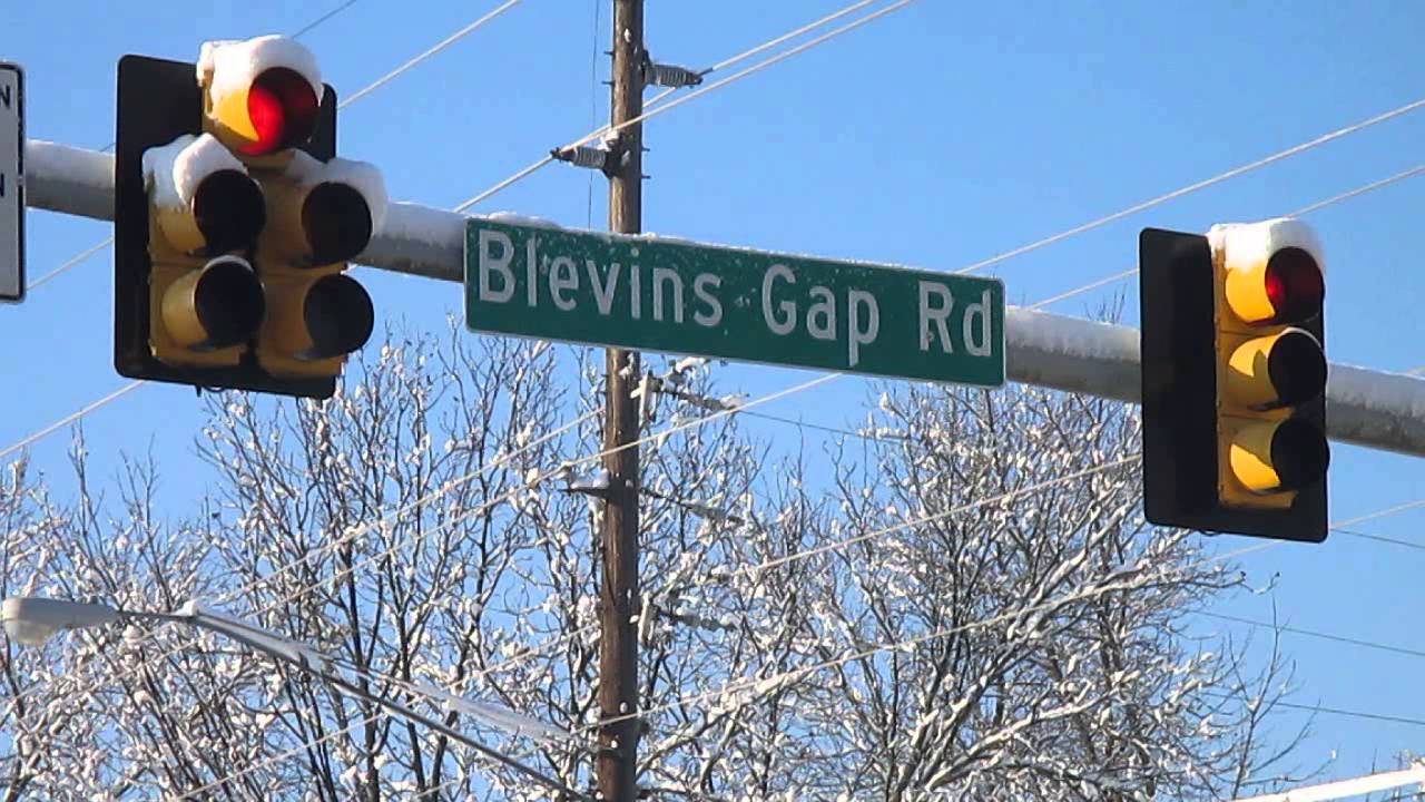 McCain and Winkomatic Traffic Lights at Blevins Gap Road and Bailey ...