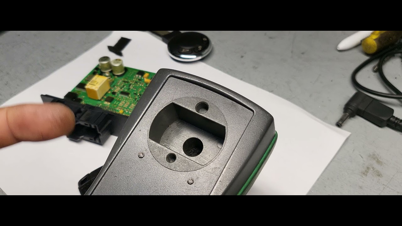 2007_2013 Cooper/BMW Cas 3 On Bench Remote Key Programming Explain What ...