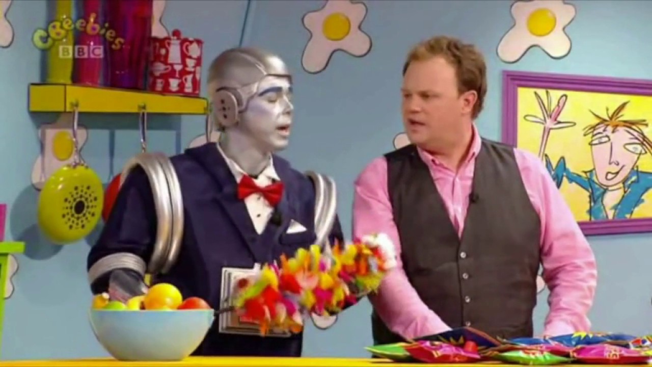 Justins House House Warming PART 2 in 2 Cbeebies - YouTube