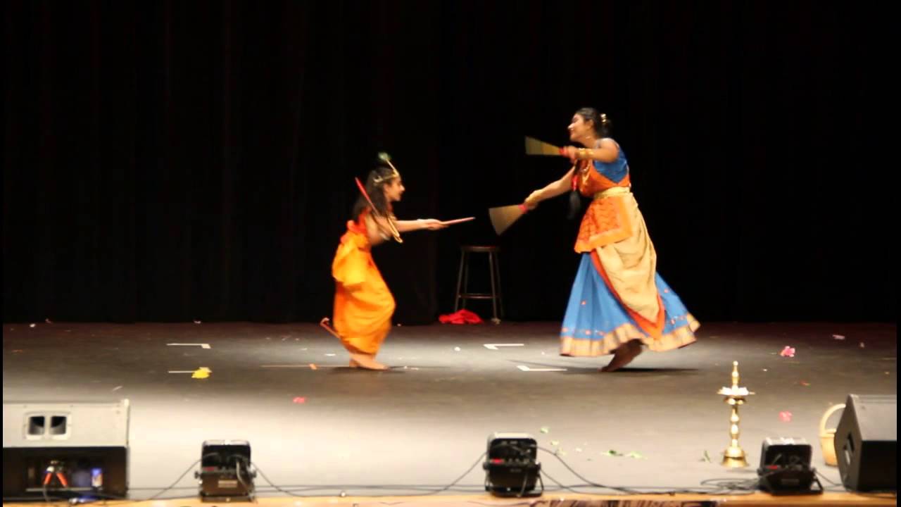 Reshna and Seanna Ninan - Dance - YouTube