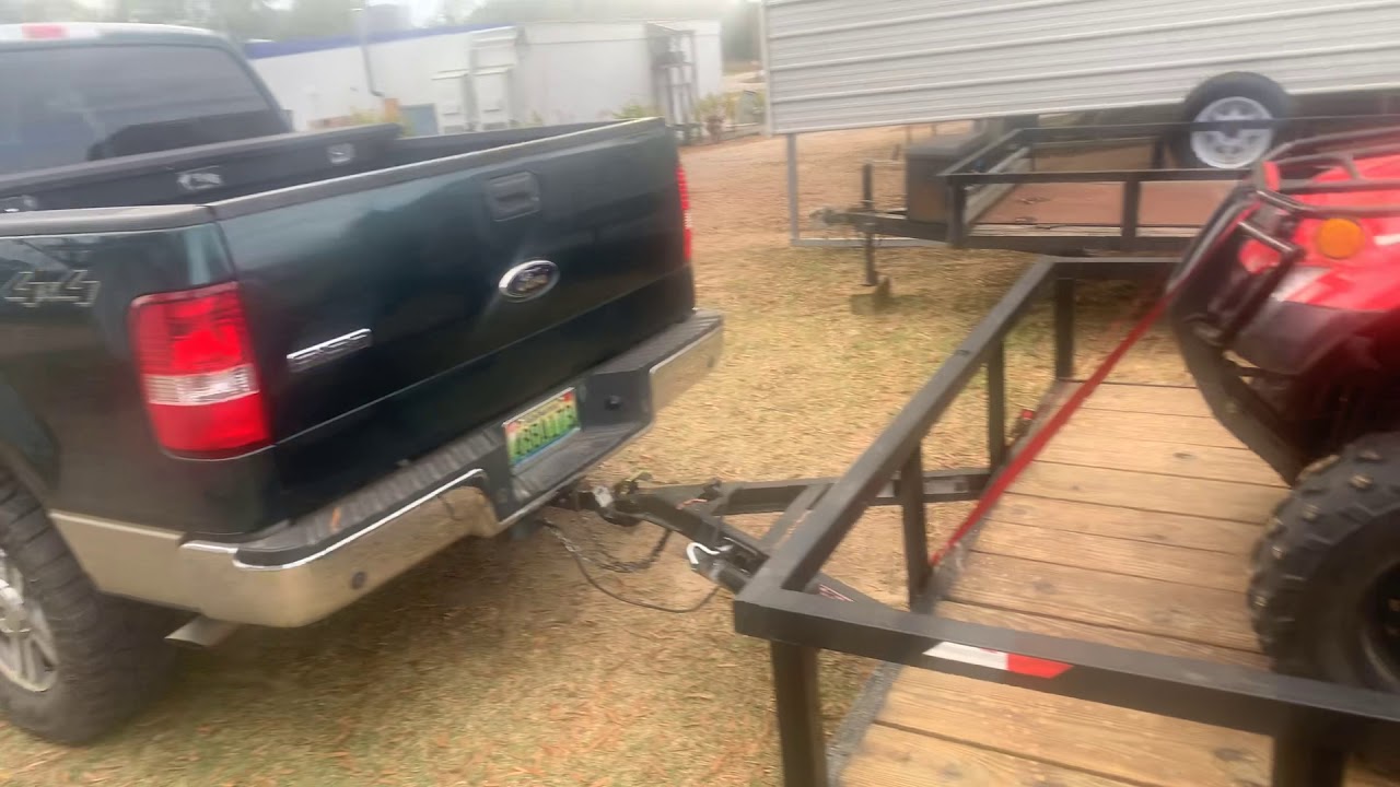 How to pull start a Honda recon - YouTube