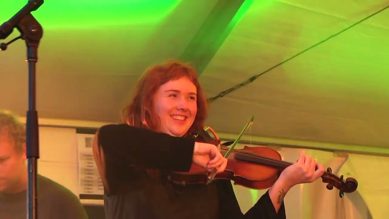 Cash Savage And The Last Drinks Full Set // 2022 Reclink Community Cup ...