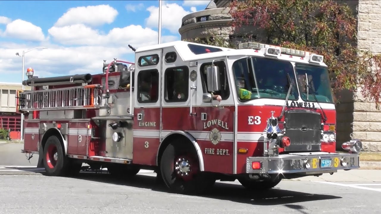 Lowell, MA Fire Department Engine 3 Responding - YouTube
