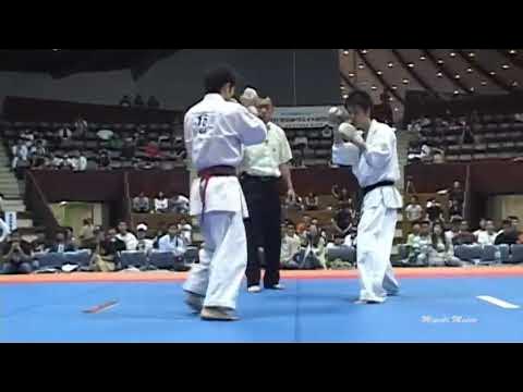 Kyokushin Karate with Head Punches (Shinken Shobu) - Akinori Tanaka vs Yusuke Nakagawa - YouTube