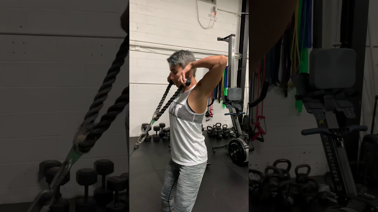Low cable face pull - YouTube