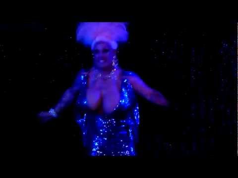 Maxi Shield - These Boobs