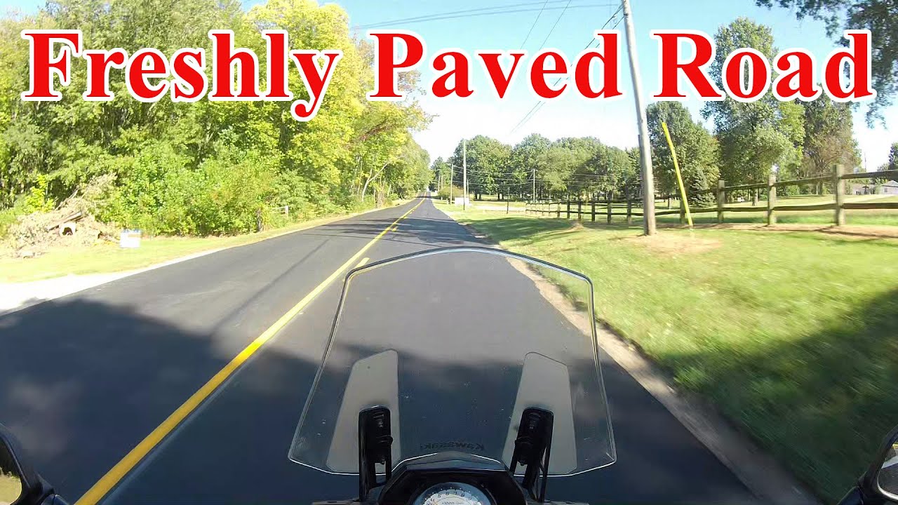 Riding on a Freshly Paved Road on my 2020 Kawasaki Versys motorcycle ...