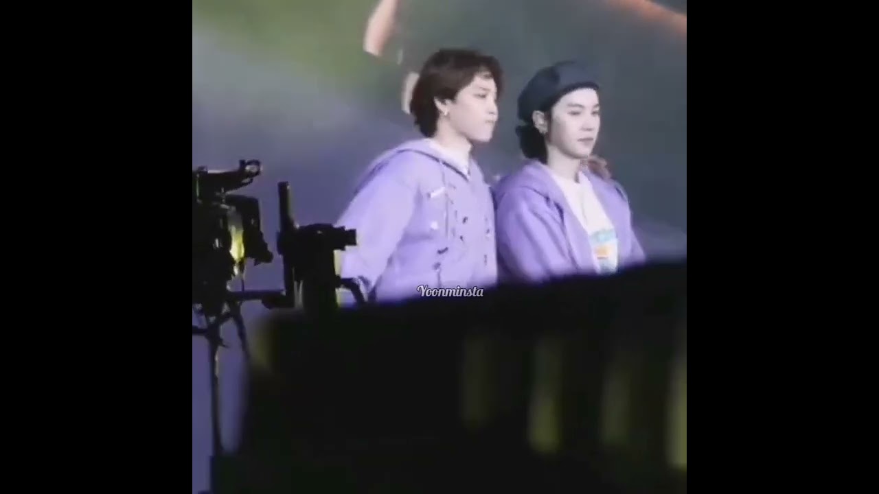Yoonmin Hug At Busan Concert 2022 | Yoonmin Moment | #yoonmin - YouTube