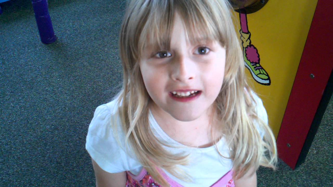 Laura Youtube