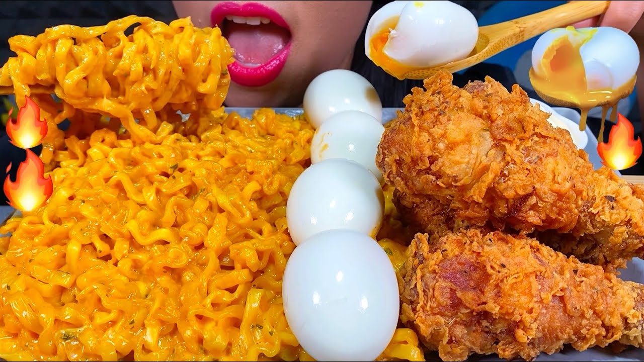 ASMR CHEESY CARBO FIRE NOODLES, SOFT BOILED EGGS, FRIED CHICKEN MASSIVE ...
