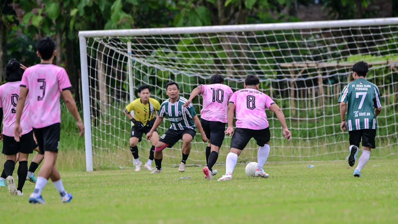 FUN FOOTBALL GOES TO BLITAR FIGHTER FC Vs PINKY BOY FC I 281224 - YouTube