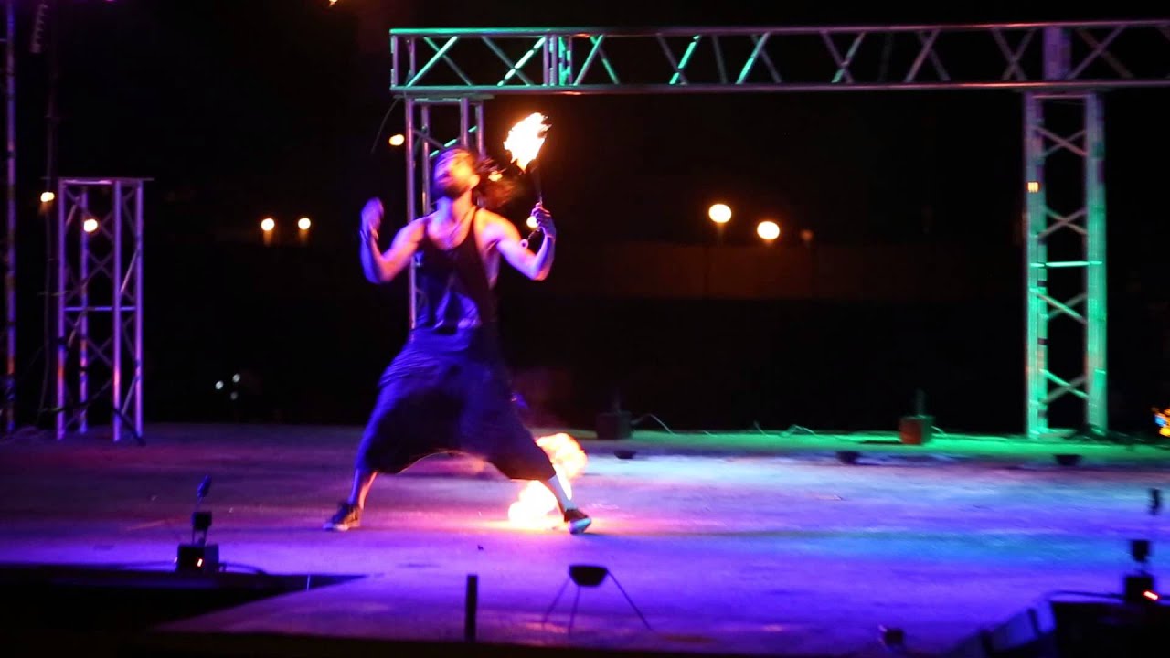 Minsk Fire Fest 2015 - Tim Goddard - YouTube