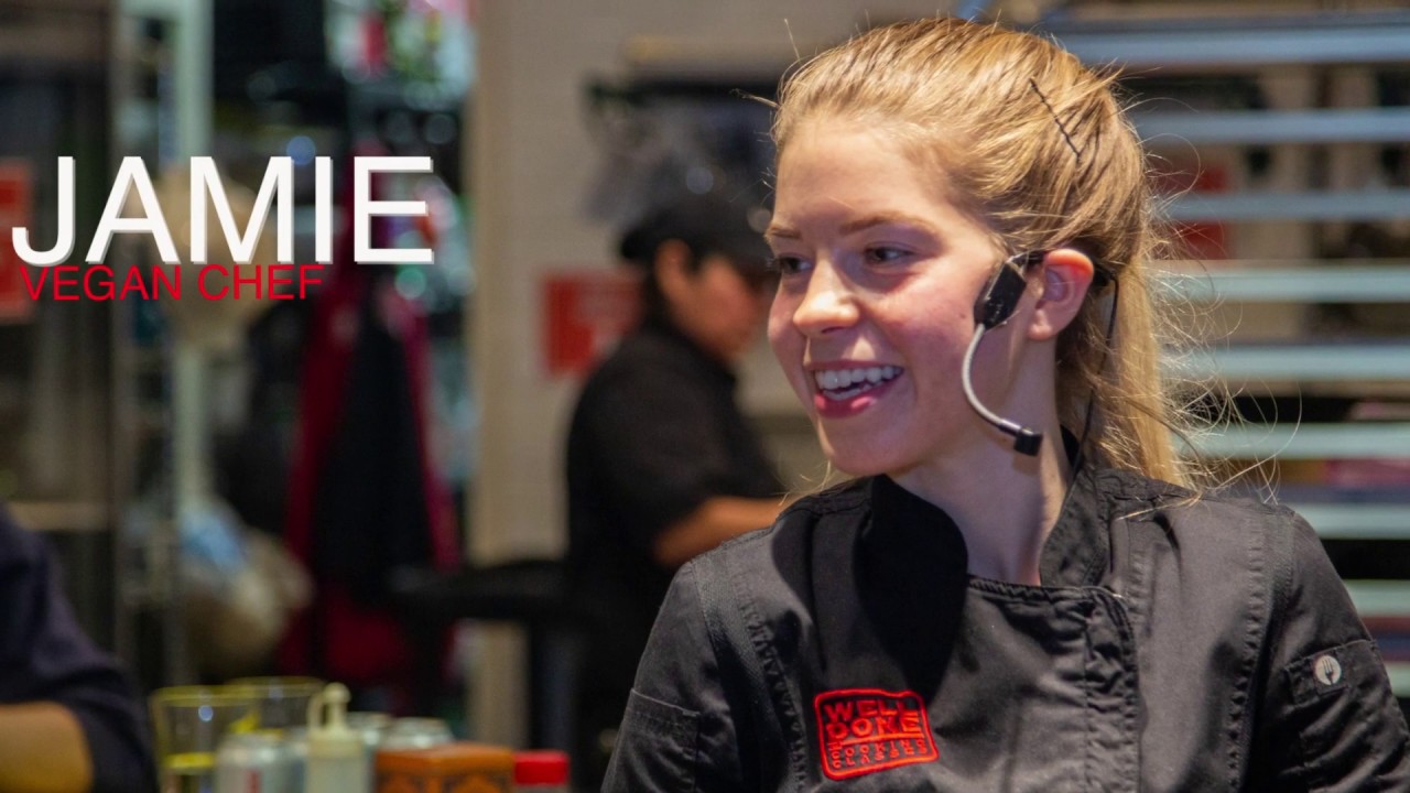 Well Done Cooking Classes - Lead Instructor - Jamie - YouTube