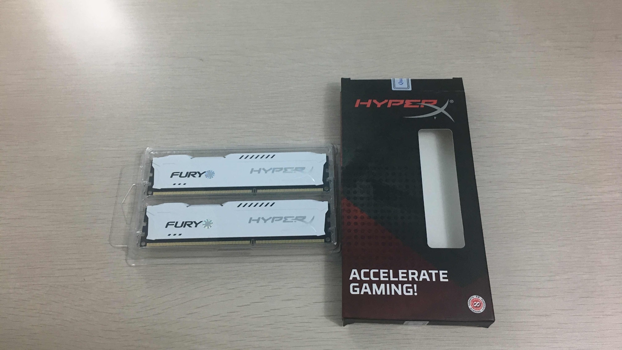 Kingston HyperX Fury DDR3 Unboxing - Pretty non RGB RAM sticks! - YouTube