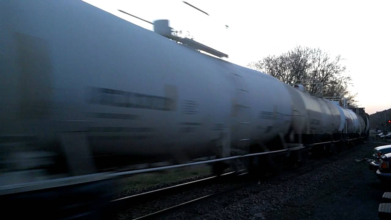 CP 459-13 North through Mocanaqua, PA on the CP Sunbury Sub - YouTube