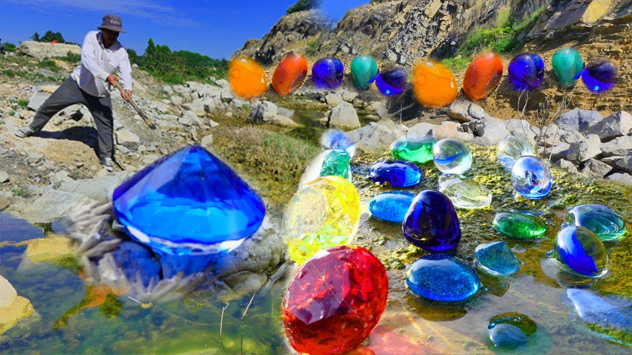 Top huge blue diamond hunters at the foot of the mountain and find many ...