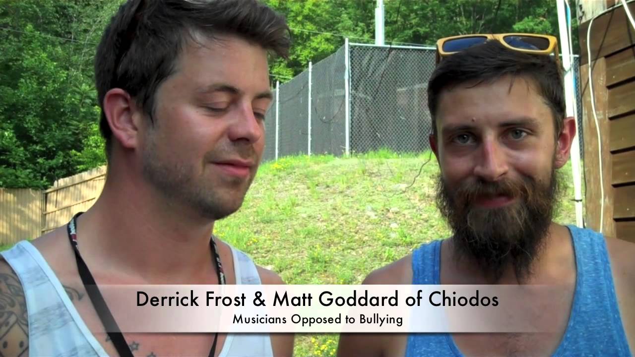 Derrick Frost & Matt Goddard of Chiodos Say to Stay Positive - YouTube
