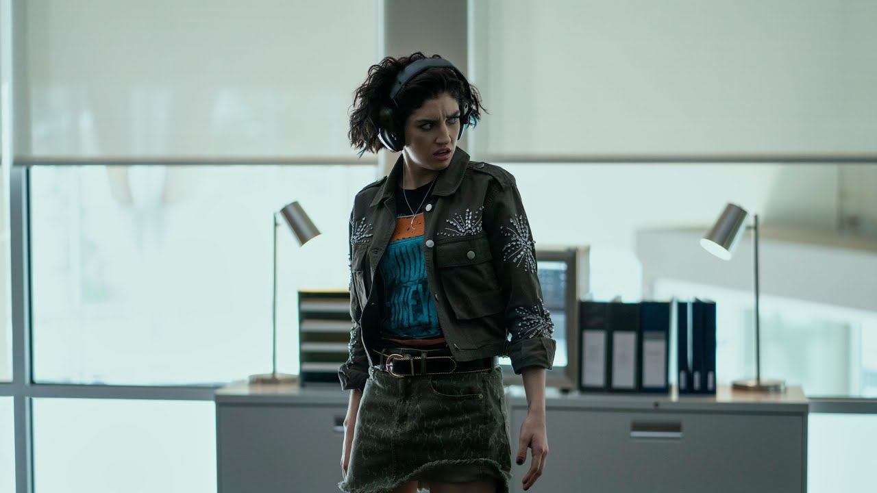 The Imperfects - 1x01 - Mind Control Tilda by Abbi's pheromones ita ...