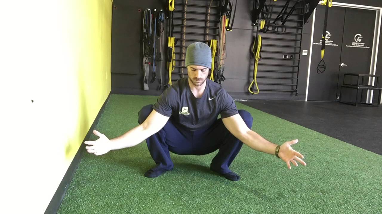 Squat Sumo Stretch - YouTube