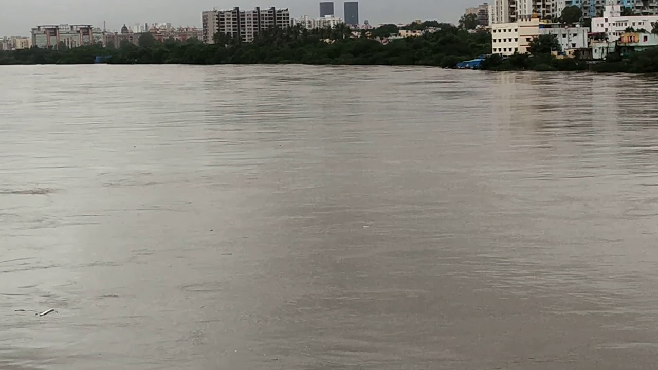 Mundhwa Bridge Pune Mula Mutha River Overflow - YouTube