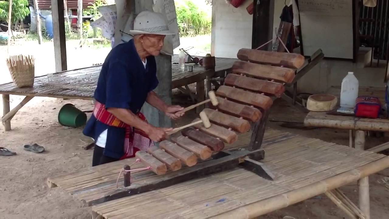 Pong Lang-Thailand Kalasin Khambong 0002 - YouTube