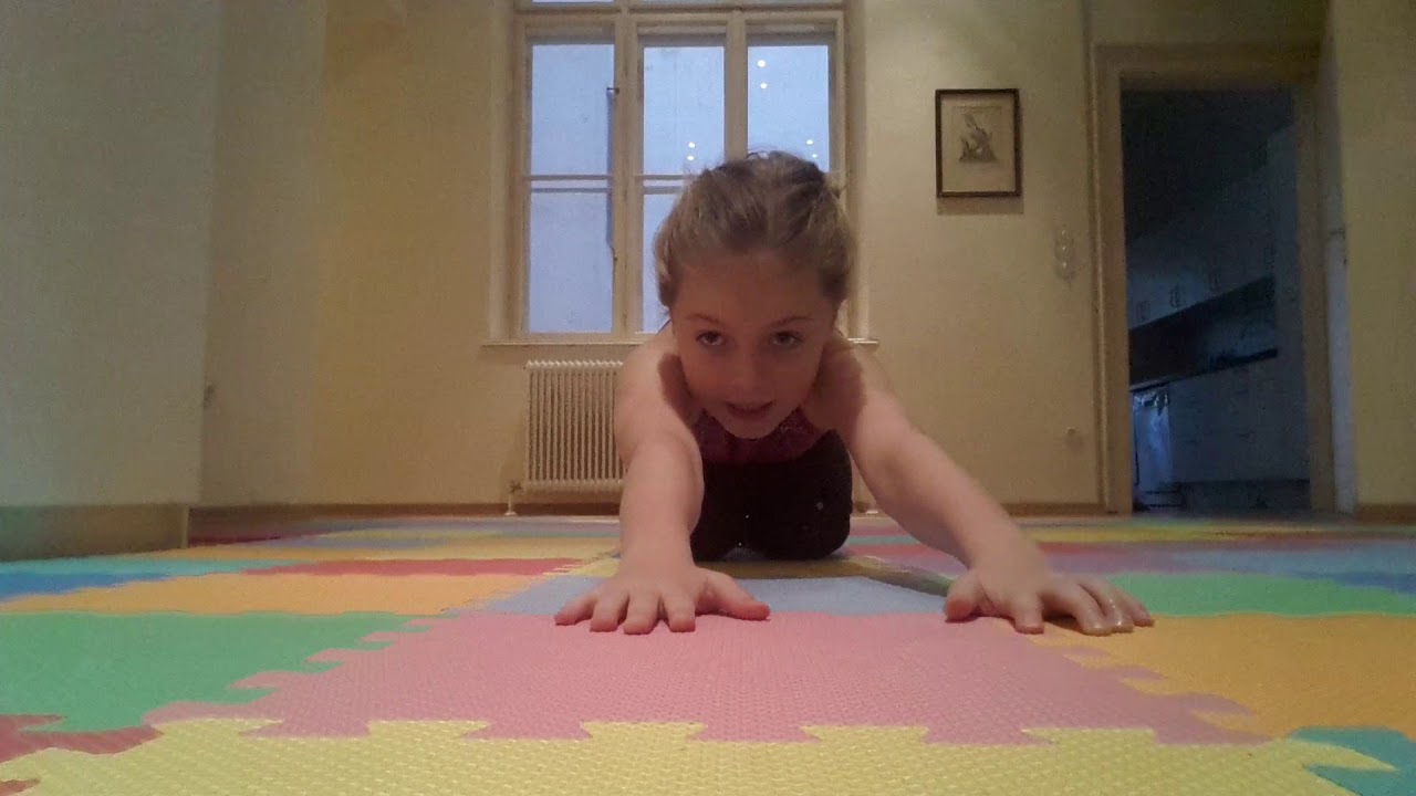 How to do the front splits tutorial - YouTube