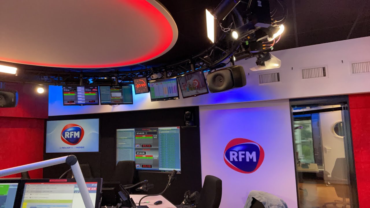 En direct du studio radio RFM - YouTube