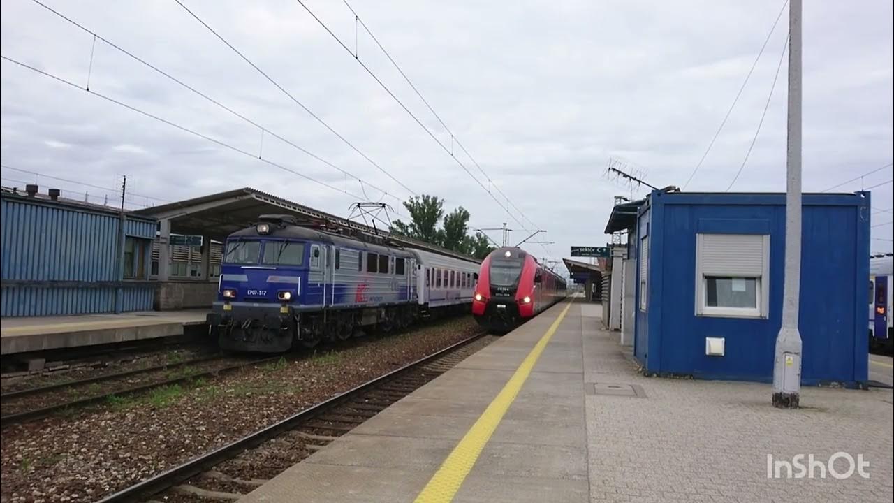 2 POCIĄGI NA STACJI WARSZAWA WSCHODNIA - YouTube