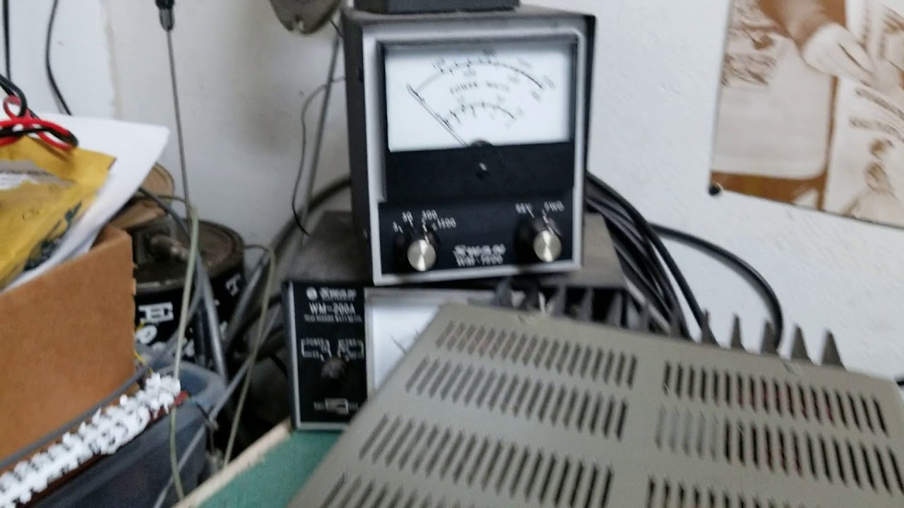 Yaesu FT-107M - YouTube