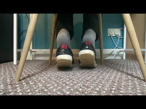 21st July Intense Shoeplay with foot shake and foot tapping - YouTube