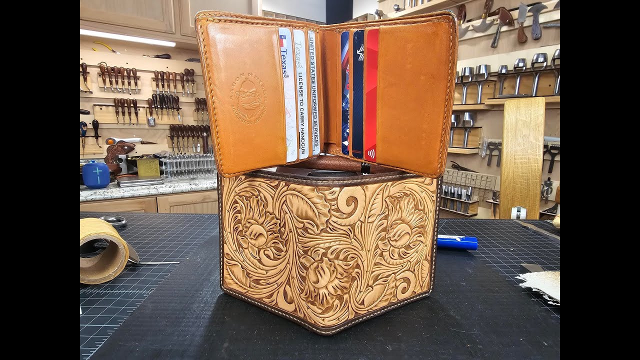 Building the wallet for the Last Minute Leather Shootout Competition ...