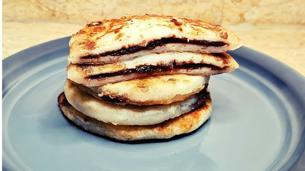 Red Bean Pancake | Quick and Easy Recipe - YouTube