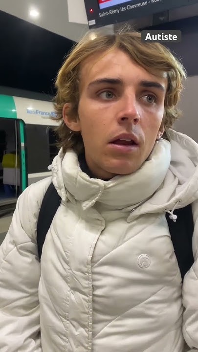 Enzo est un peu perdu par un problème de RER #autisme #autiste #tsa #paris #shorts - YouTube